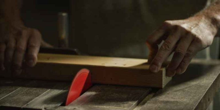 How to Master the Art of Using a Table Saw: Expert Tips and Tricks