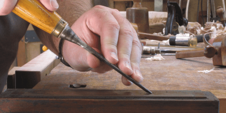 How to Sharpen Wood Chisels: The Ultimate Guide