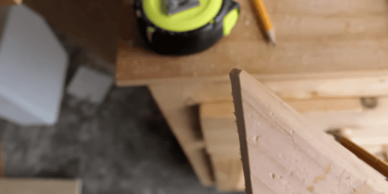 How to Achieve Perfectly Angled Lengthwise Wood Cuts: Expert Tips