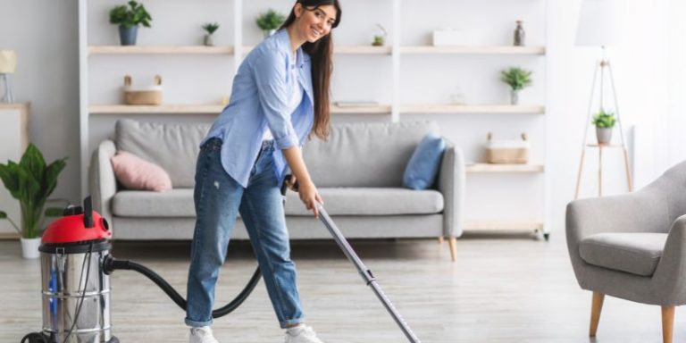 How to Deep Clean Area Rug on Hardwood Floor: Ultimate Guide