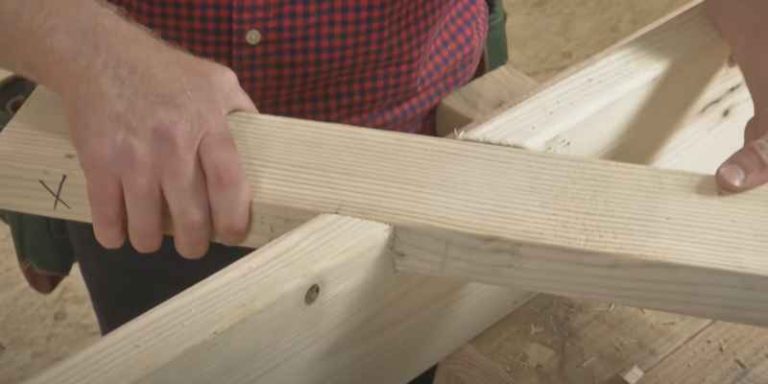 How To Cut Notch In Wood: Mastering the Art with Precision