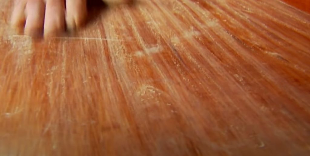 How to Remove Scratches from Wood With Vinegar: Easy DIY Solution