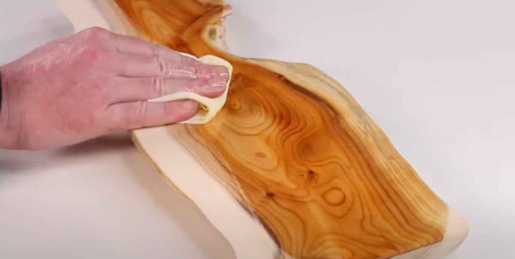 How to Treat Live Edge Wood: Expert Tips and Tricks