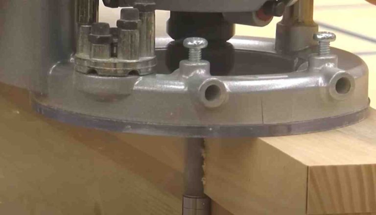 Routing a Straight Edge: Master the Art and Create Flawless Woodwork