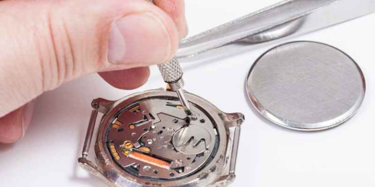 How to Determine Watch Battery Size: A Complete Guide