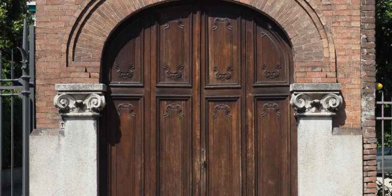 How to Make a Wood Arch Frame: Easy DIY Guide