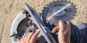 How to Install Blade on Circular Saw: A Step-by-Step Guide