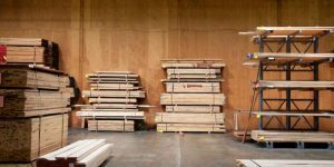 How Many Sheets in a Bundle of Plywood: Quick Guide