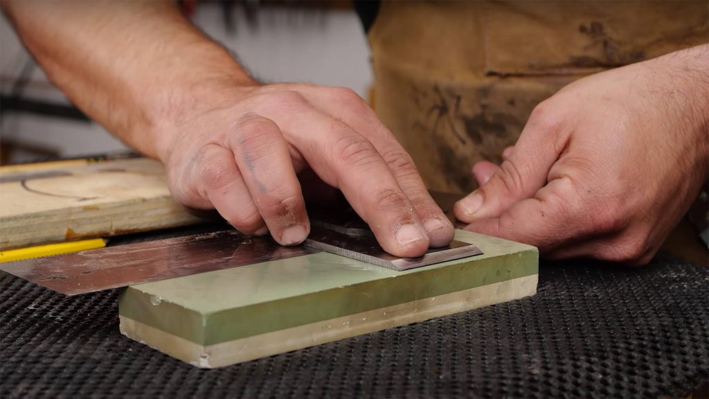 How to Sharpen Hand Planer Blades: Expert Tips for Razor-Sharp Edges
