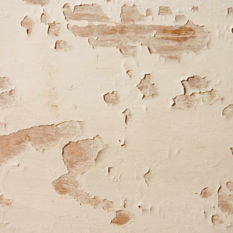 Best Way to Remove Flaking Paint from Wood: Easy & Effective Tips